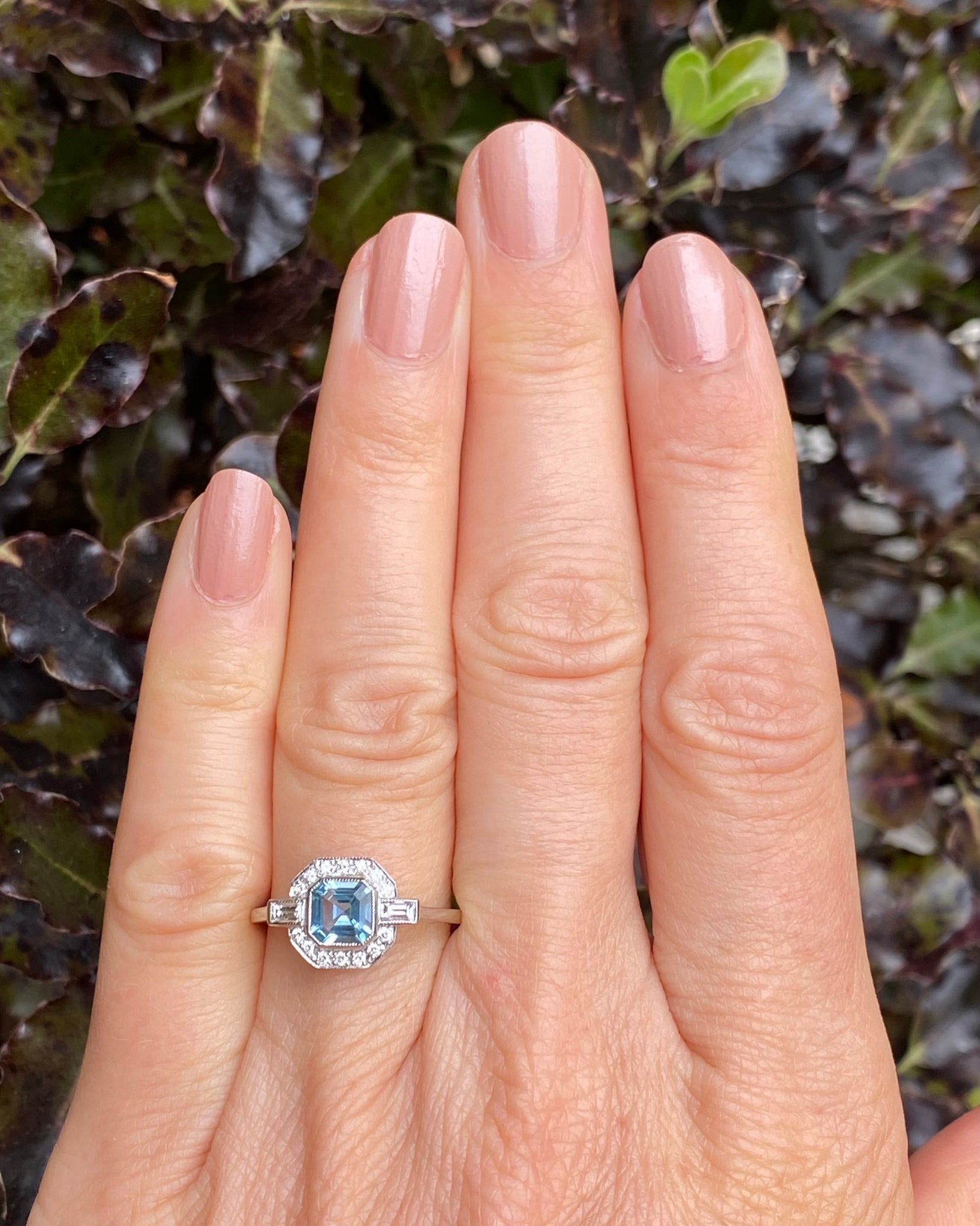 Aquamarine and diamond ring store